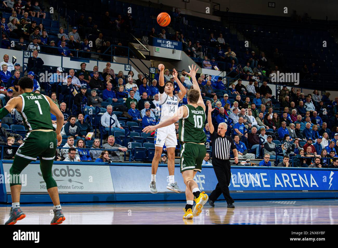 U.S. Air Force Academy -- Air Force's Beau Becker takes a shot from the ...