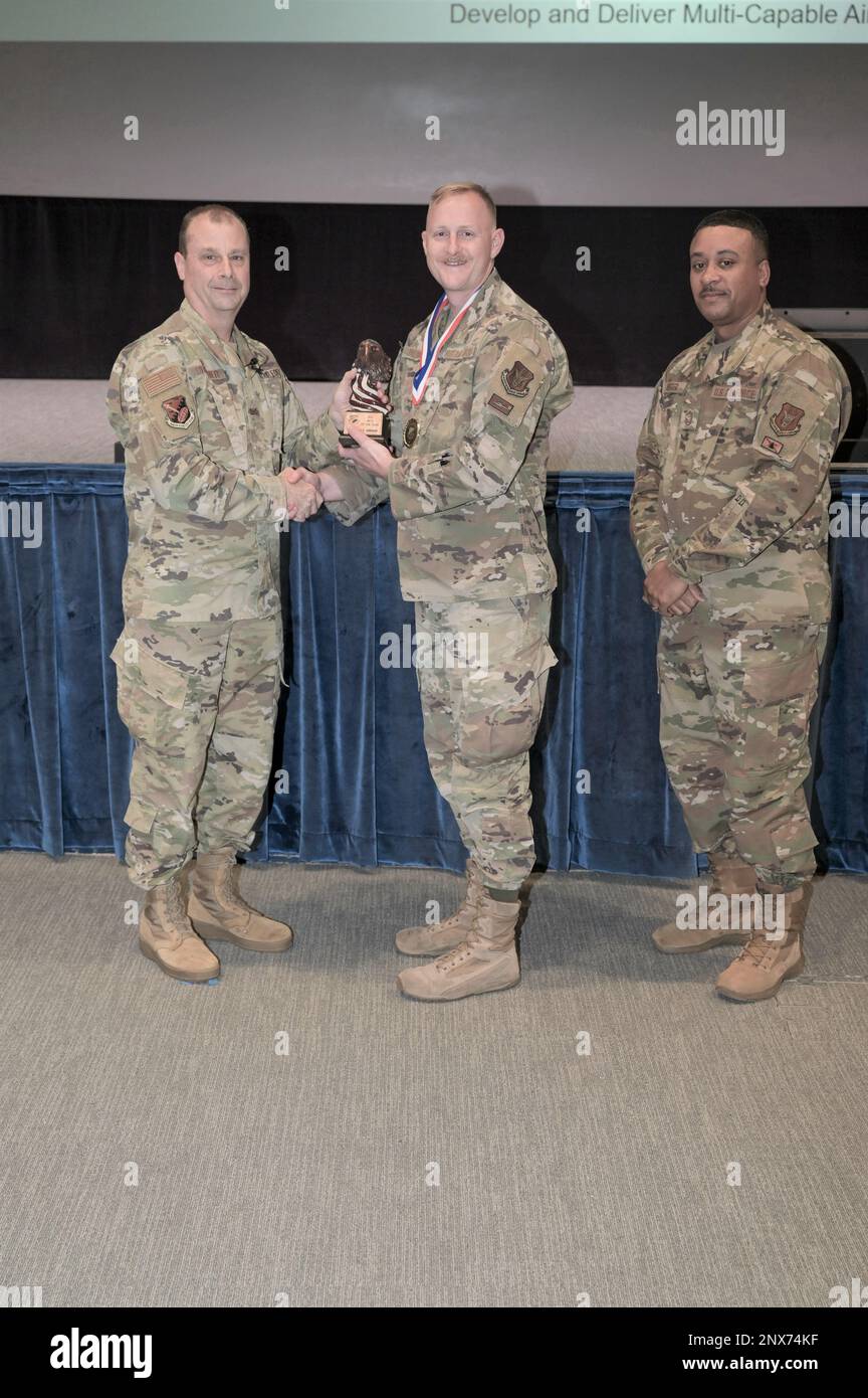 Col. Craig Drescher, 908th Airlift Wing commander, left, and Chief ...