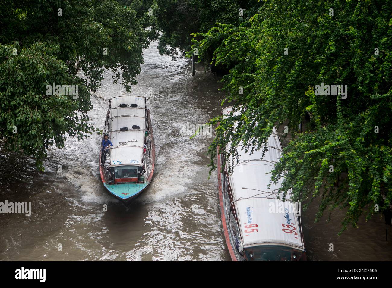 Canal express boats hi-res stock photography and images - Alamy