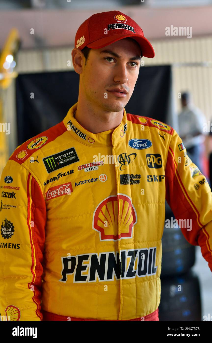 #22: Joey Logano, Team Penske, Ford Fusion Shell Pennzoil during ...