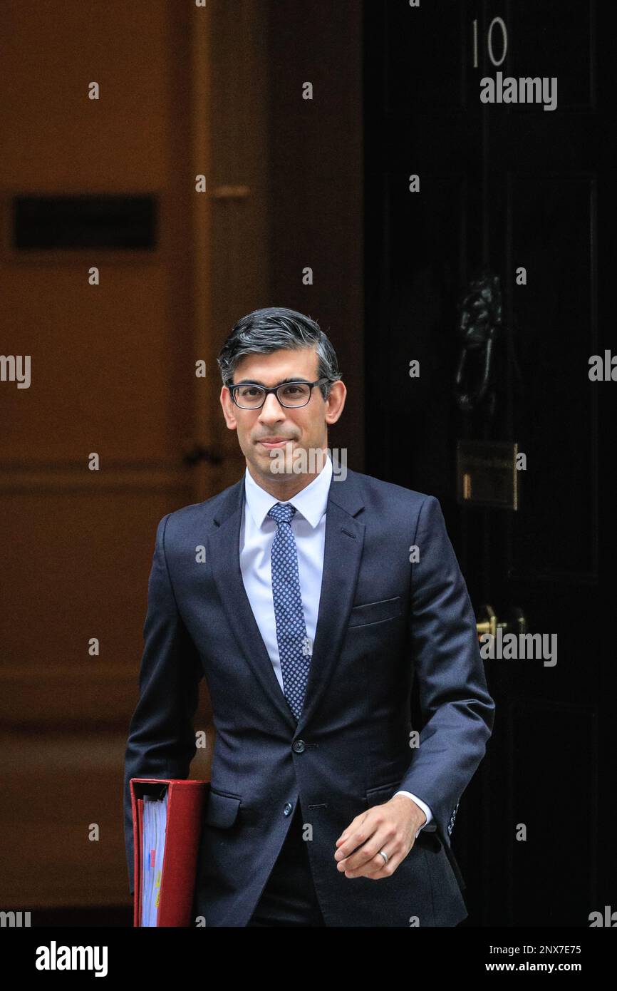 London, UK. 01st Mar, 2023. Rishi Sunak, MP, Prime Minister of the United Kingdom, exits 10 ...
