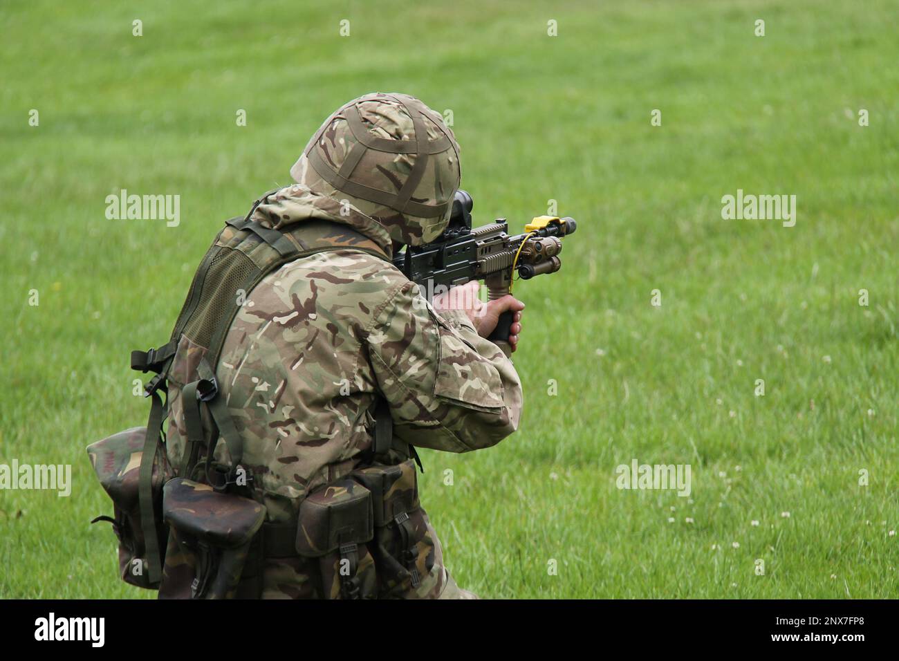 An Army Soldier Firing a Gun on a Training Exercise Stock Photo - Alamy