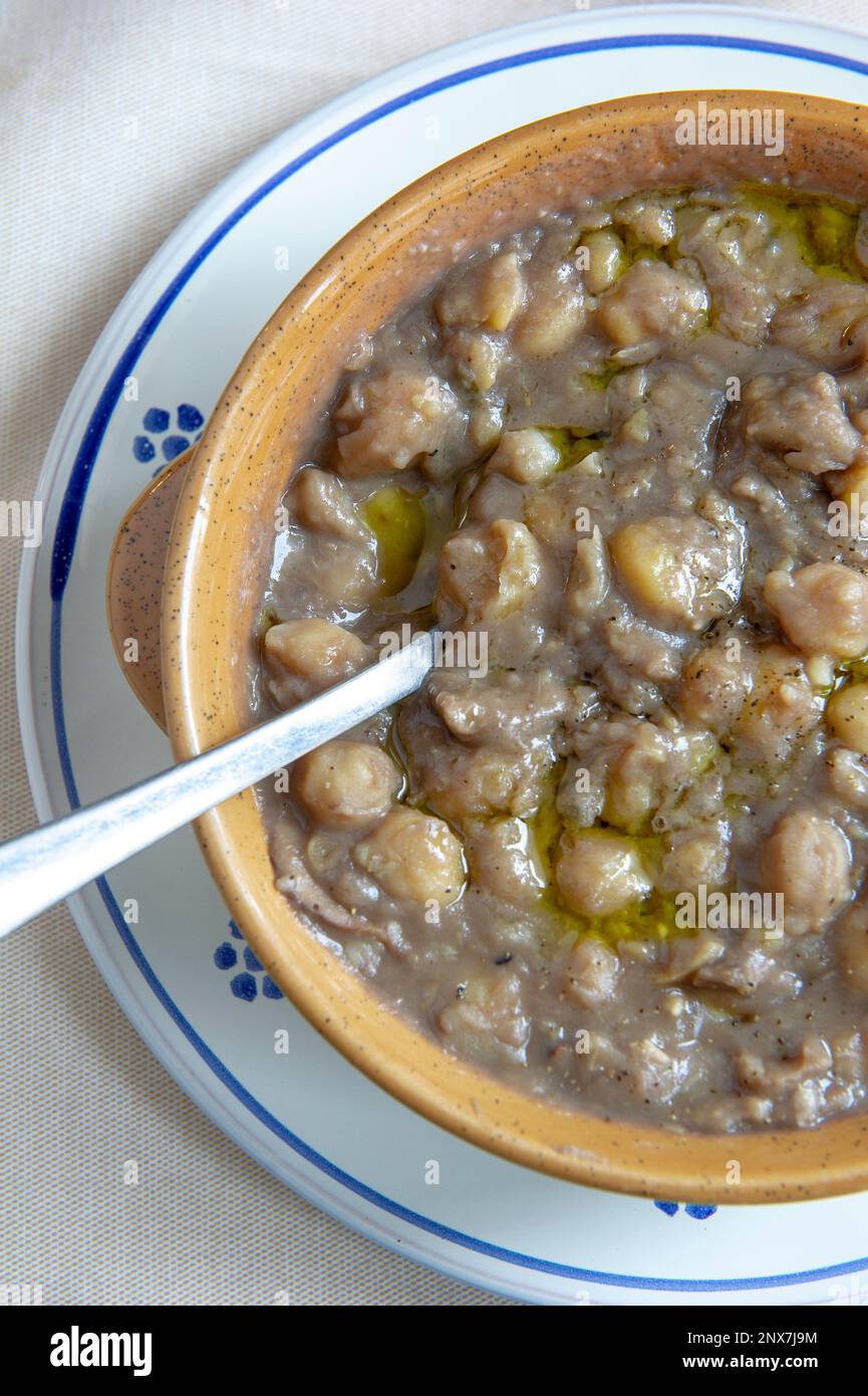 Chickpea soup, a traditional recipe from the Italian region of Abruzzo ...