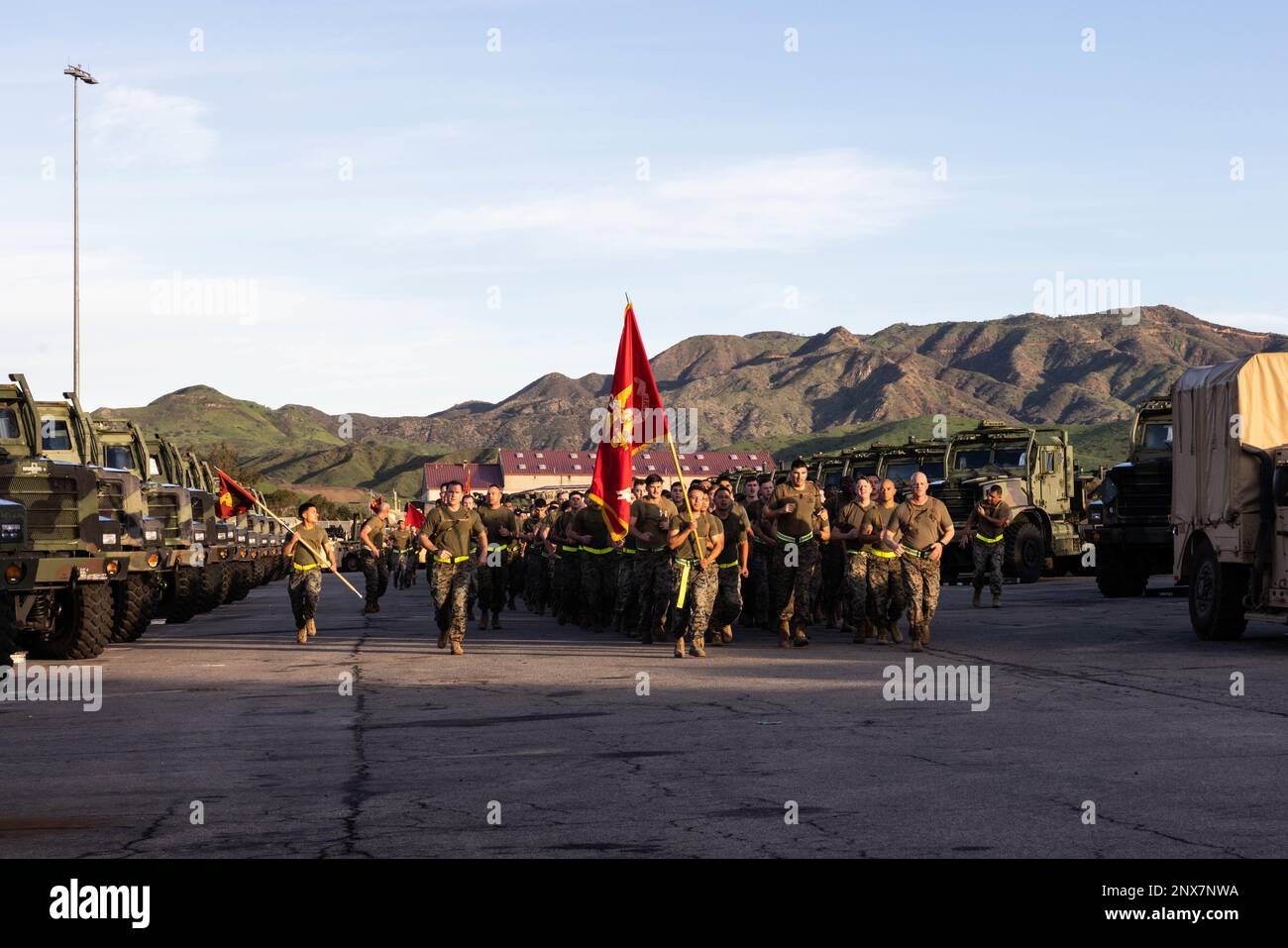 U.S. Marines with 11th Marine Regiment, 1st Marine Division ...