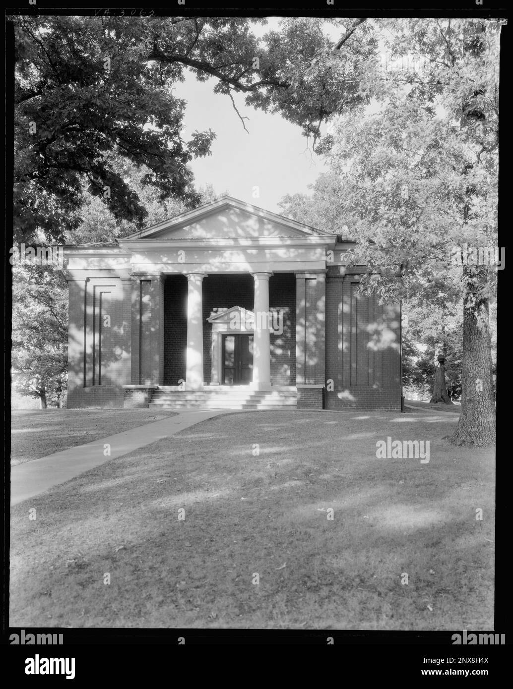 Tinkling Spring Church, Fisherville, Augusta County, Virginia. Carnegie ...
