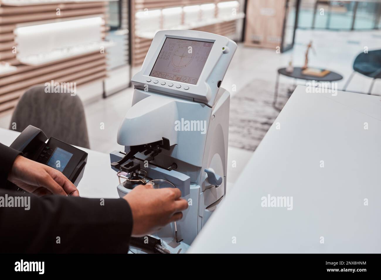 Optical lens machine, working optometrist and glasses construction of a ...