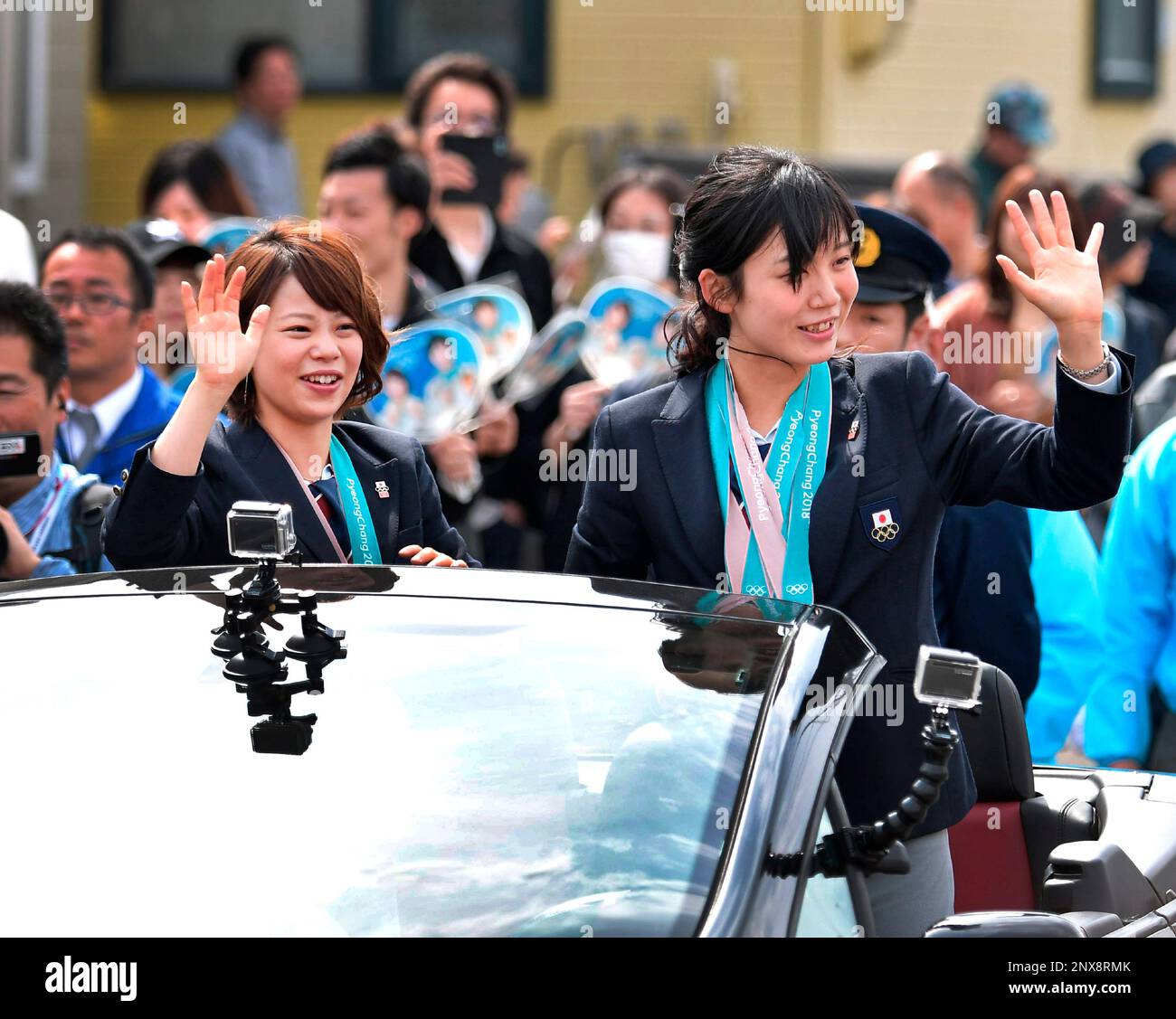 Japanese speed skater Nana Takagi (L) and Miho Takagi are seen during ...