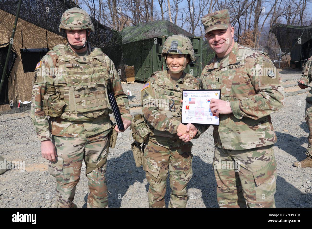 Soldiers assigned to 541st Field Feeding Company, 498th Combat ...