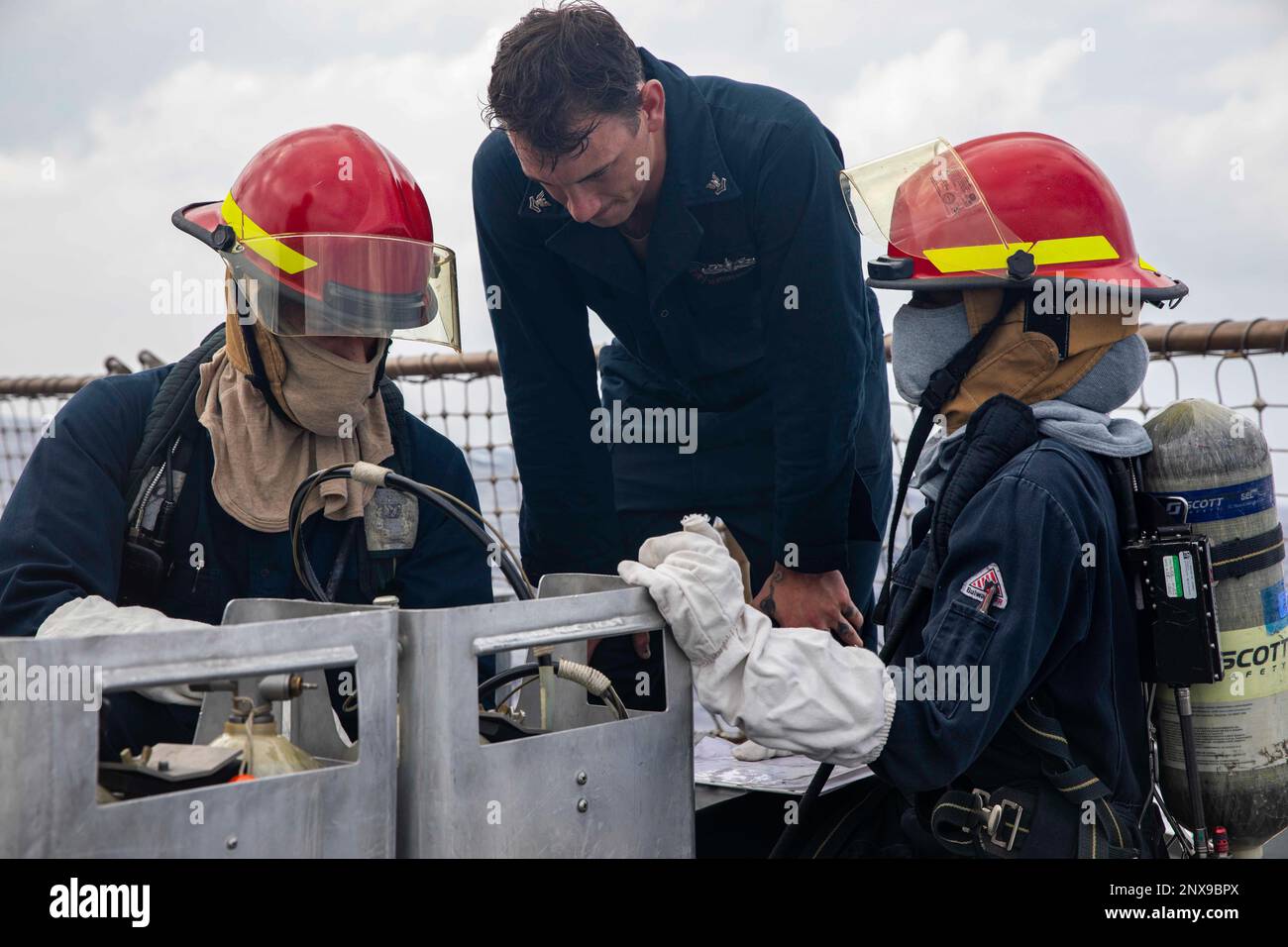 230103-N-SN516-1054 PHILIPPINE SEA (Jan. 3, 2023) U.S. Navy Sailors set ...
