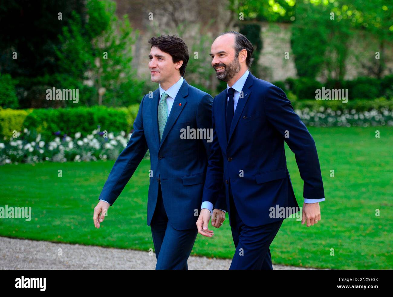 Canada's Prime Minister Justin Trudeau, left, meets with Prime Minister ...