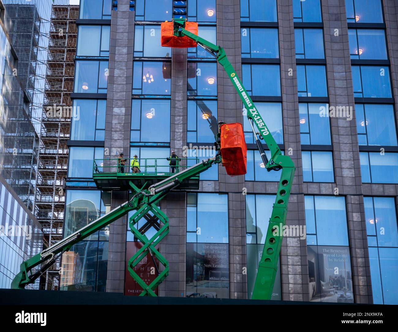 451 tenth avenue hi-res stock photography and images - Alamy