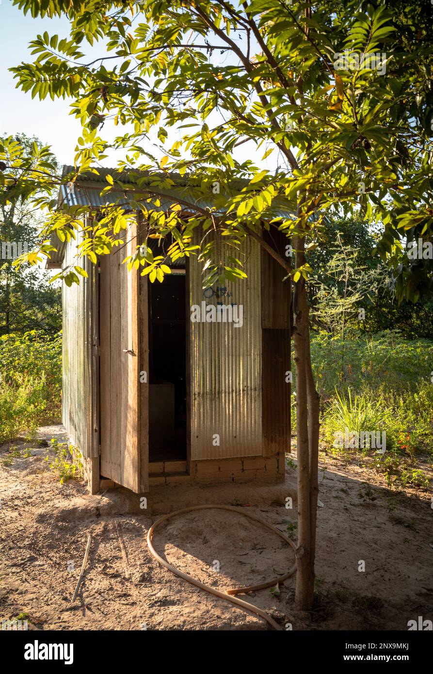 Improvised lavatory hi-res stock photography and images - Alamy