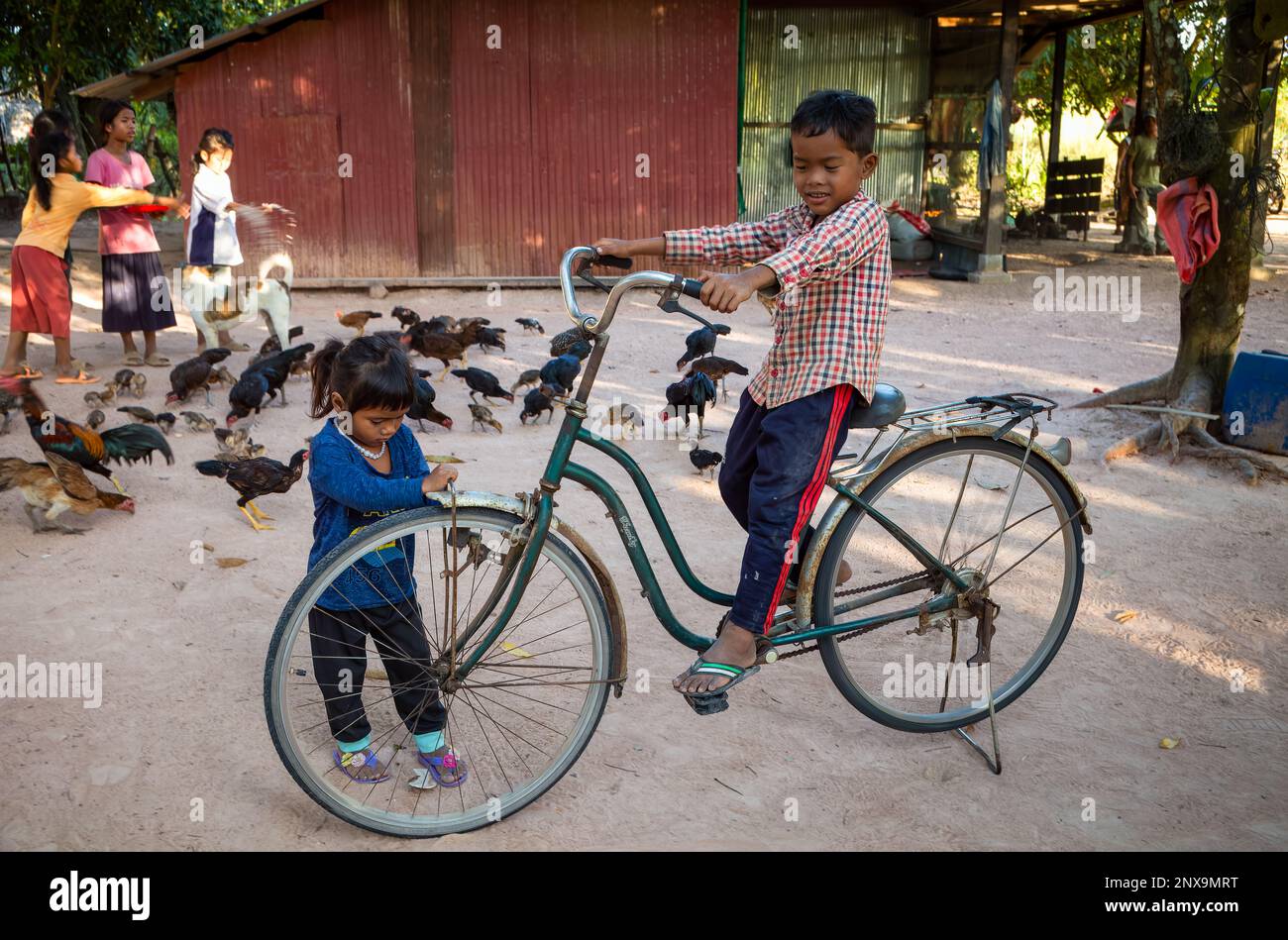 Cambodia rural people family hi-res stock photography and images - Alamy