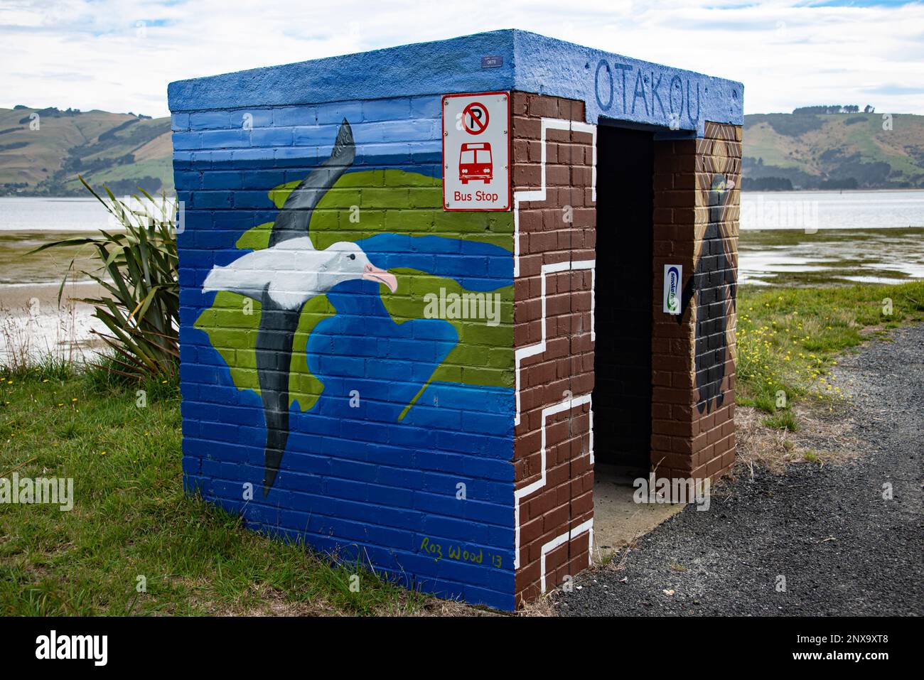 Decorated bus stop hi-res stock photography and images - Alamy