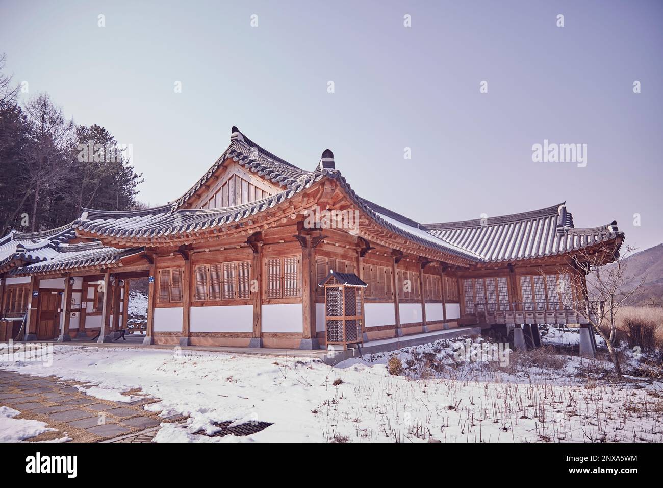 Hanji, traditional Korean paper, paper doll handmade from mulberry ...