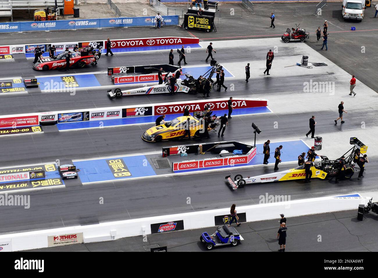 LAS VEGAS, NV - APRIL 05: Crews for Richie Crampton (58 TF) NHRA Top ...