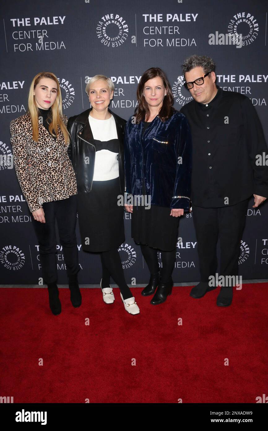 Photo by: John Nacion/STAR MAX/IPx 2018 4/5/18 Zosia Mamet, Jenn Rogien ...