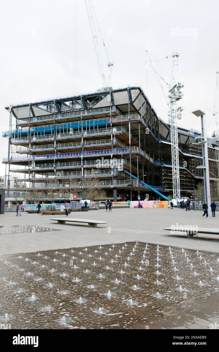 Vertical view of Google HQ King's Cross KGX1 offices building under ...