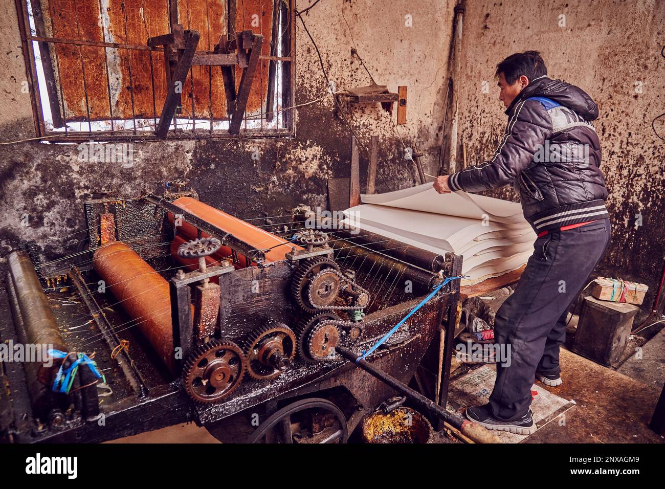 Hanji, traditional Korean paper, paper doll handmade from mulberry ...