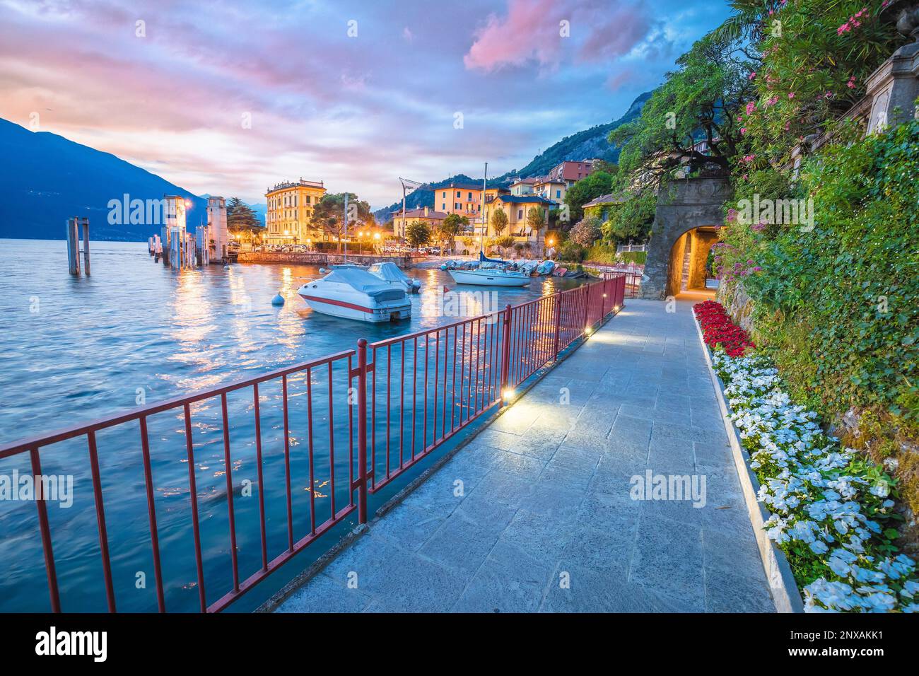 Lakeside wall hi-res stock photography and images - Alamy