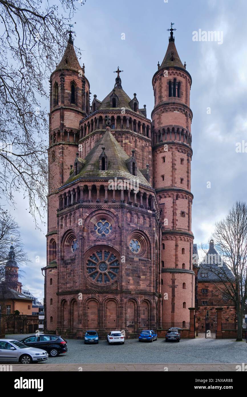 The Imperial Cathedral of St. Peter in the city of Worms, Rhineland ...