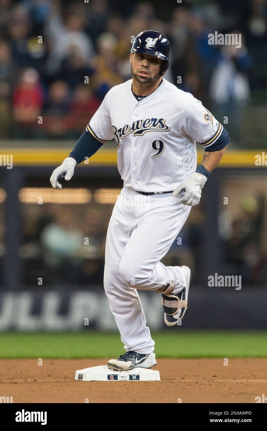 April 2, 2018: Milwaukee Brewers catcher Manny Pina #9 rounds second ...