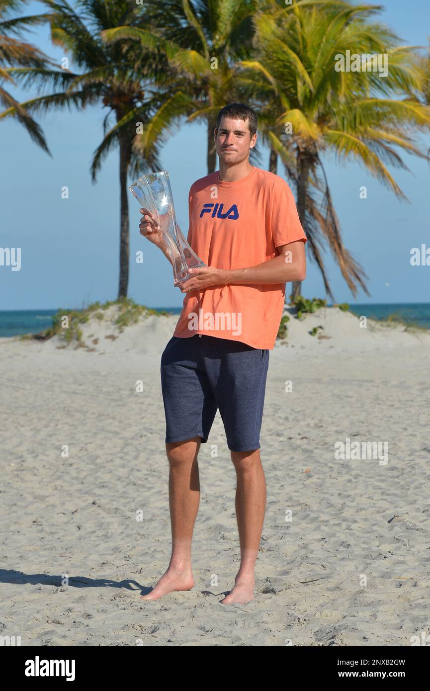 KEY BISCAYNE, FL - APRIL 01: John Isner (USA) heads to the Crandon ...