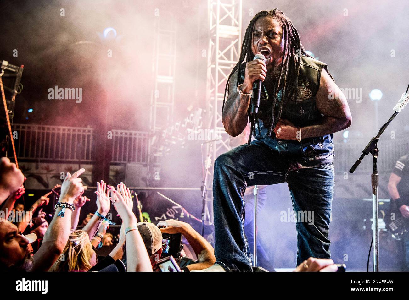 Lajon Witherspoon of Sevendust performs during the 2015 ShipRocked ...