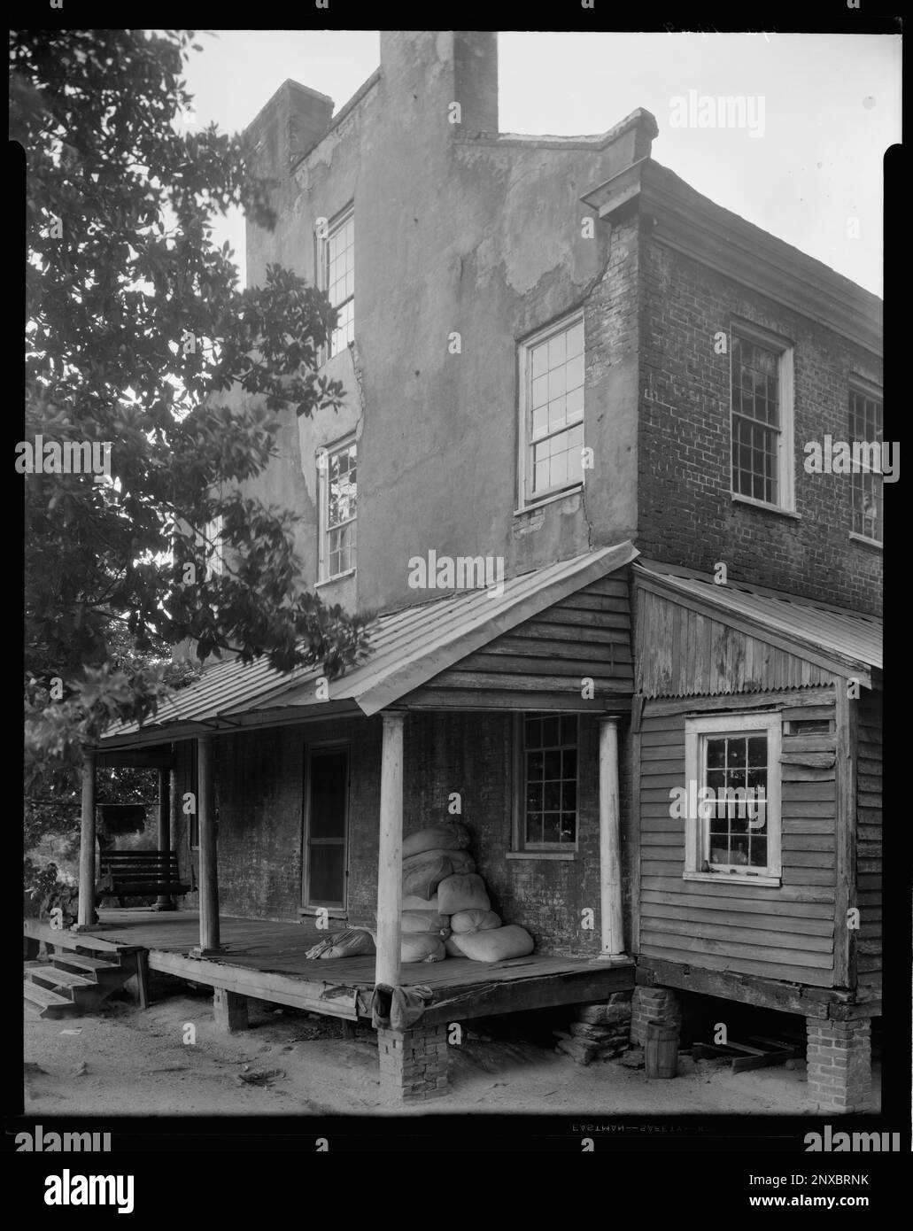 Athens georgia architecture Black and White Stock Photos & Images - Alamy