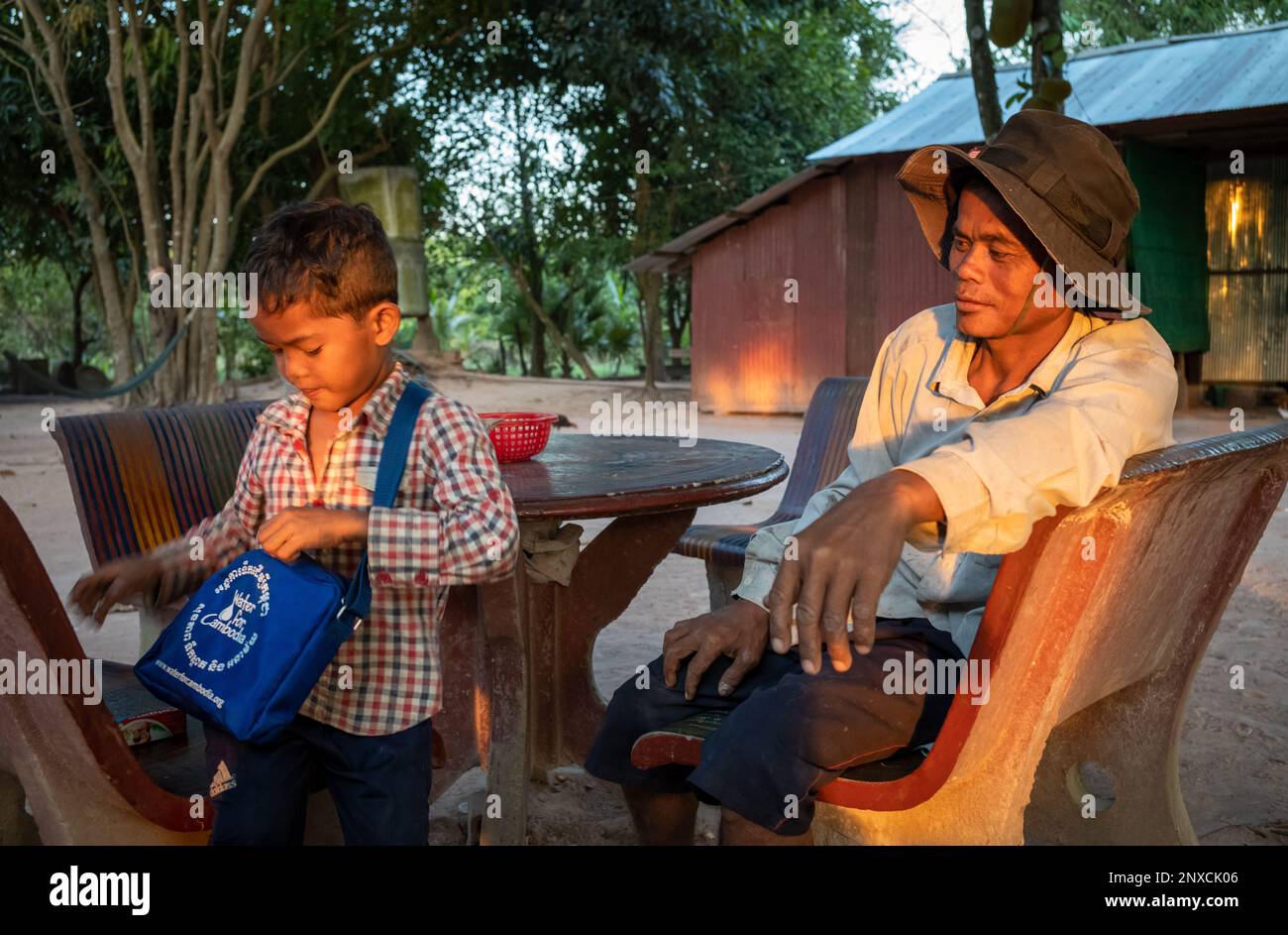 Cambodia rural people family hi-res stock photography and images - Alamy