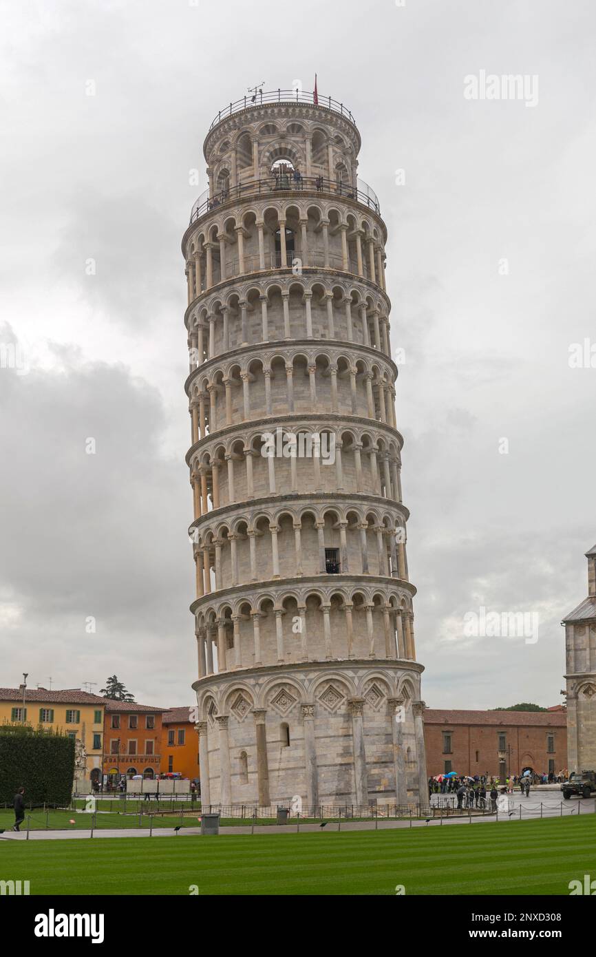 Pisa, Italy - February 2, 2018: Famous Leaning Tower of Pisa Historic ...