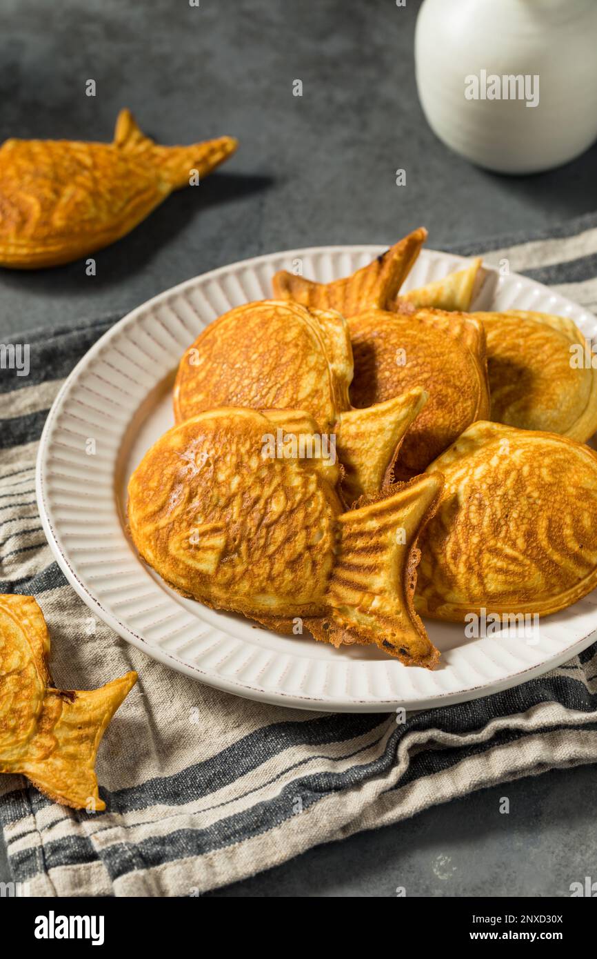 Homemade Japanese Taiyaki Fish Pastry with Bean Curd Stock Photo - Alamy