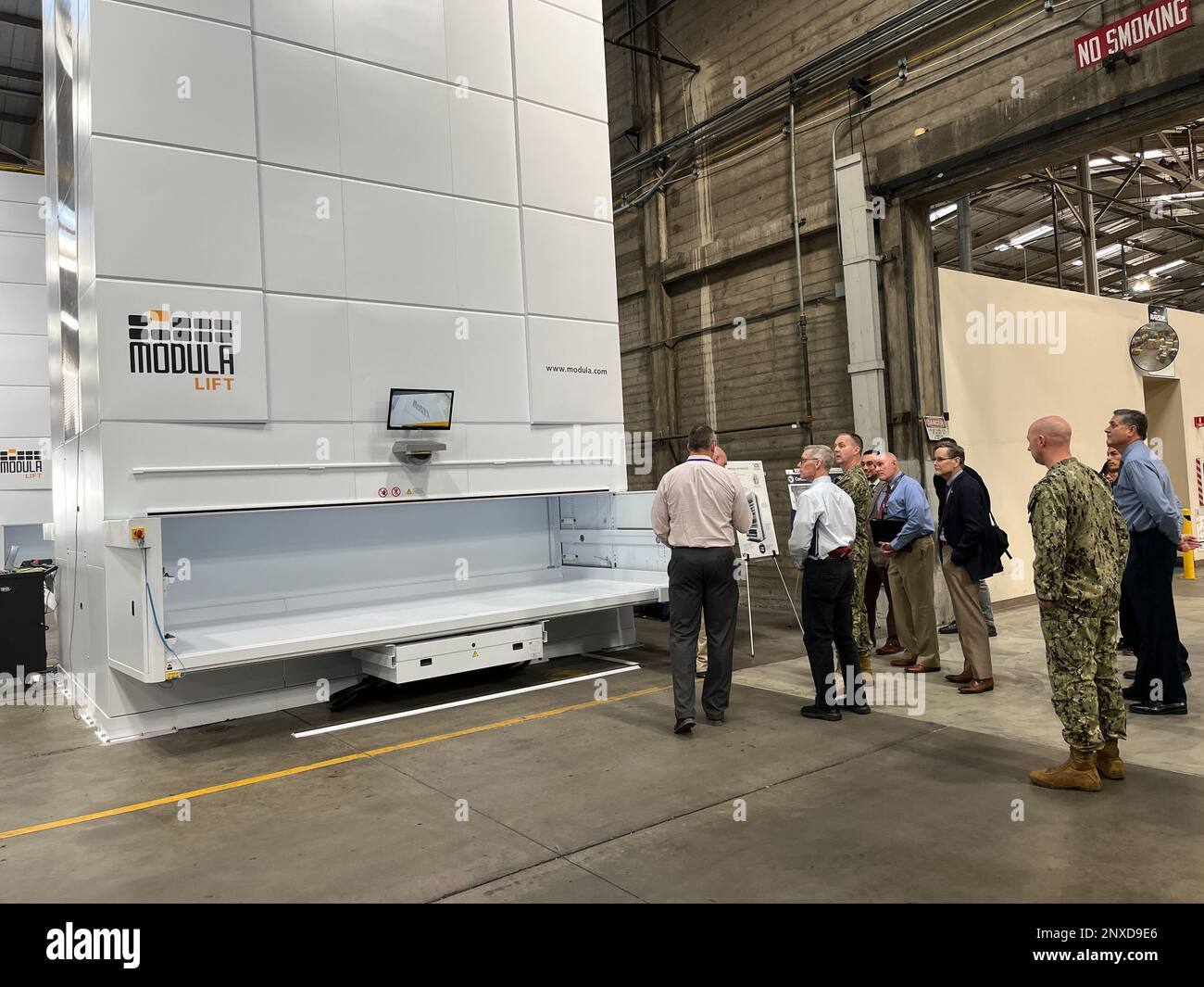 Navsup business systems center hi-res stock photography and images - Alamy