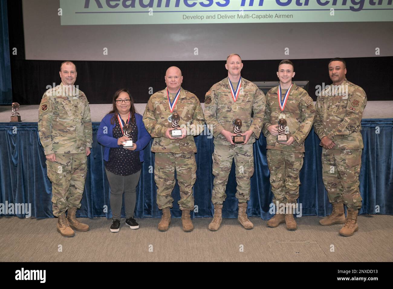 Col. Craig Drescher, 908th Airlift Wing commander, left, and Chief ...