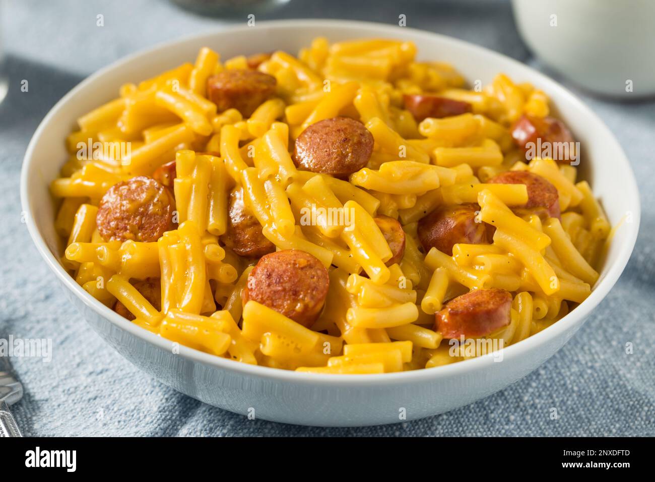 Macaroni cheese hot dog hi-res stock photography and images - Alamy