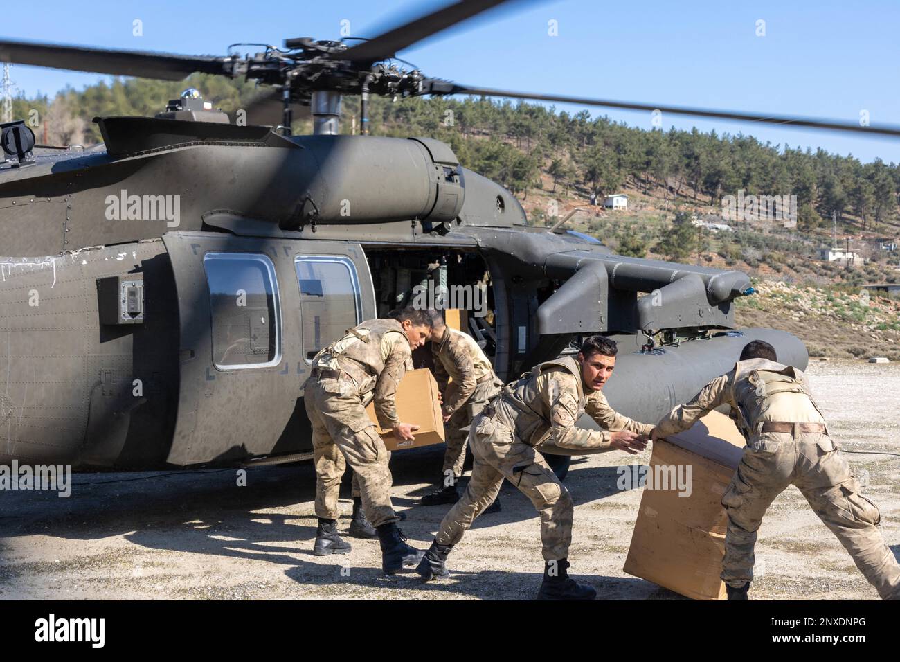 U.S. Army UH-60M Blackhawk assigned to 1st Armored Division, Combat ...