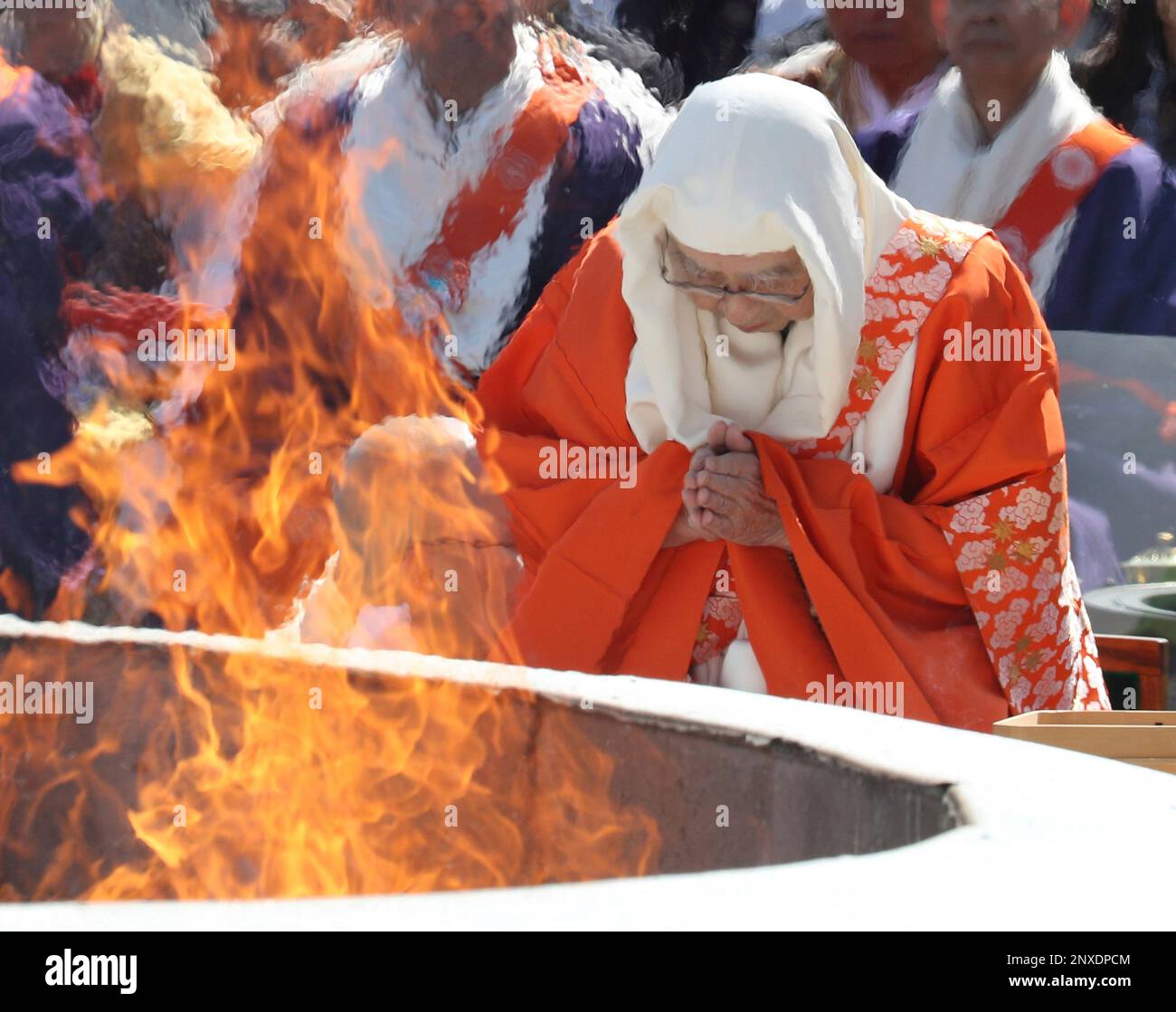Supreme Priest of the Tendai Buddhist Denomination Koei Morikawa prays ...