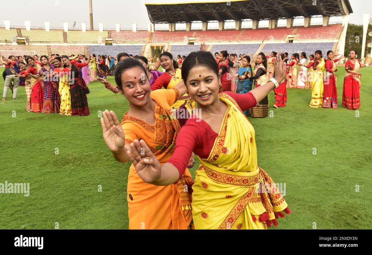 Guwahati, Guwahati, India. 1st Mar, 2023. Bihu dancer perfrom dance ...
