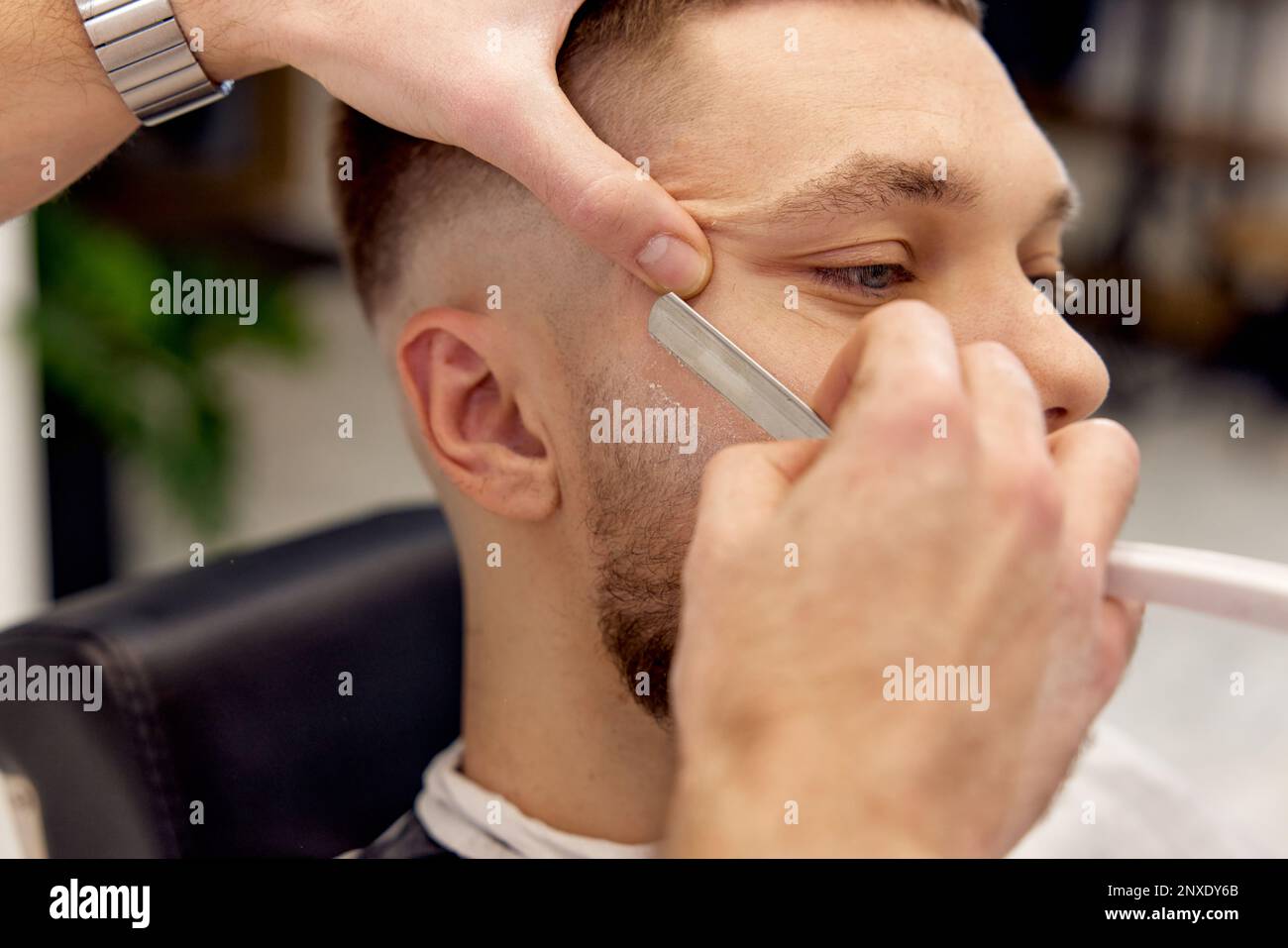 Retro shaving foam in barber hi-res stock photography and images - Alamy