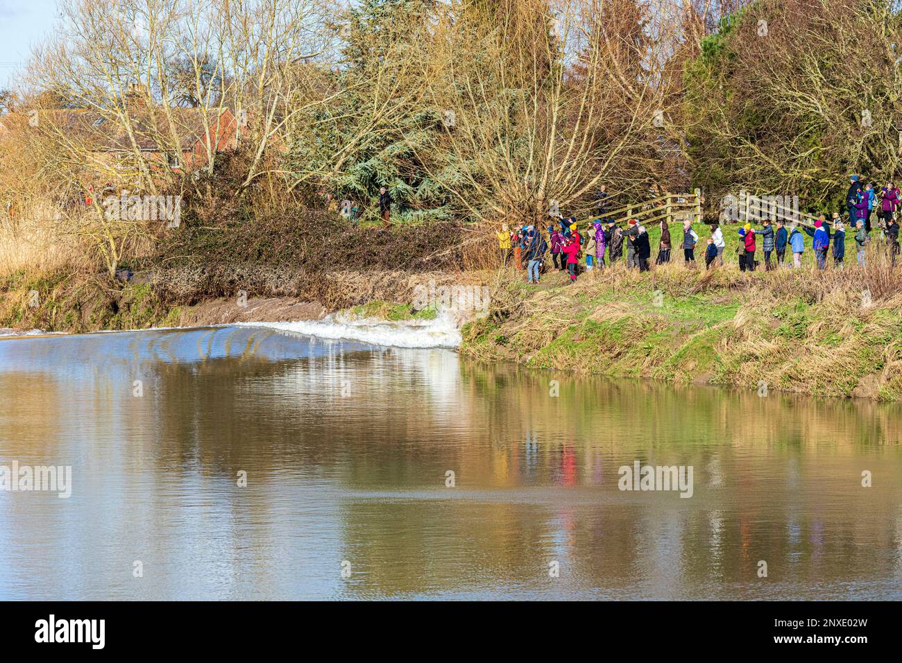 Rivers and scenic scenery hi-res stock photography and images - Alamy