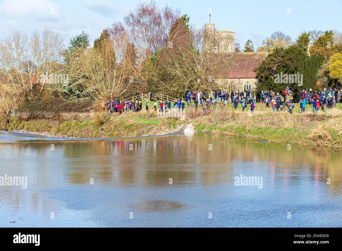 Rivers and scenic scenery hi-res stock photography and images - Alamy