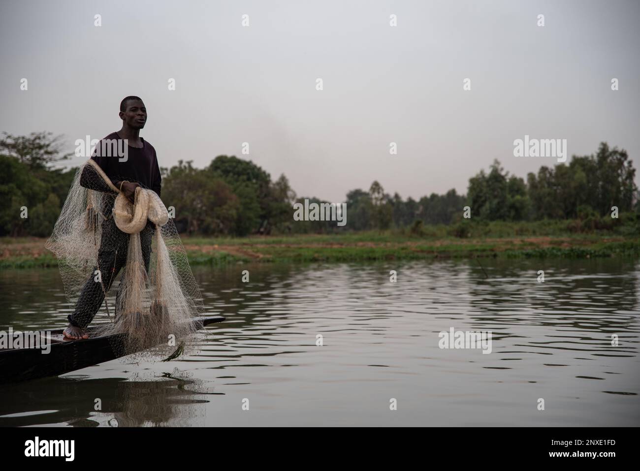 Nicolas Remene / Le Pictorium - Fishing and suffocation of the Niger ...