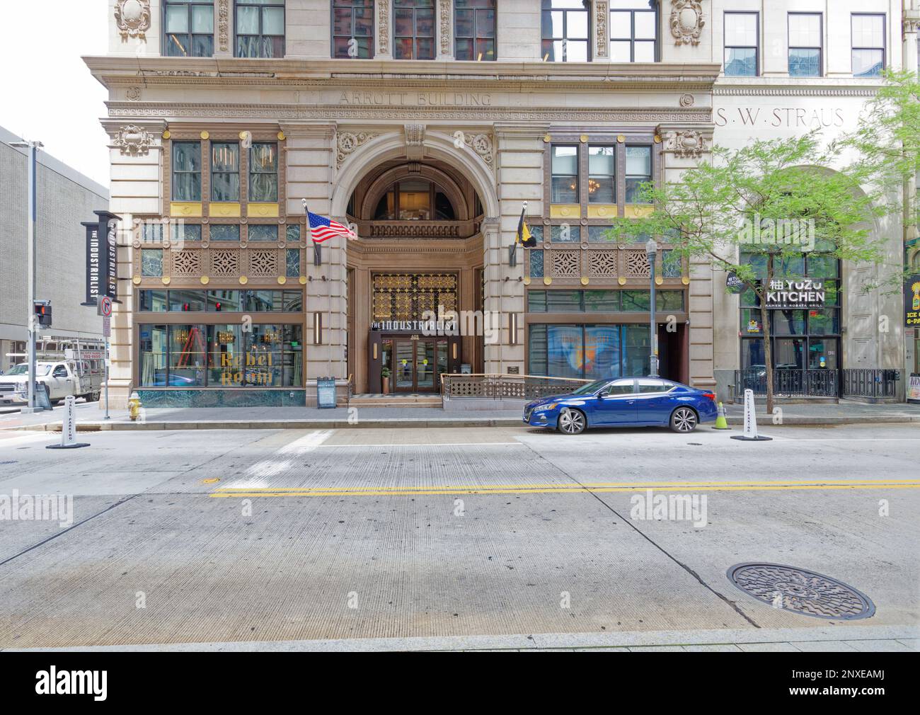 Pittsburgh Downtown: Landmark Arrott Building, an early brick and terra ...
