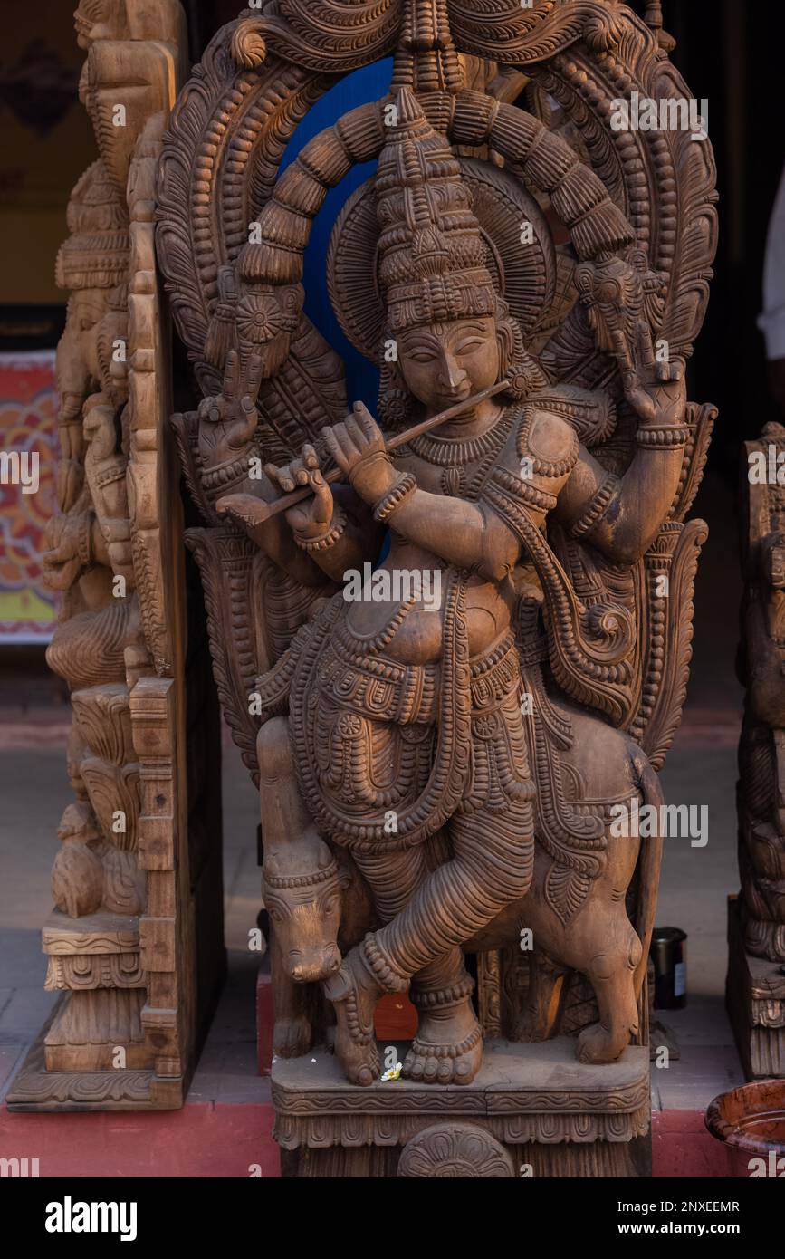 Wooden Art, Lord Krishna idol made on wooden with hand work nd filled ...