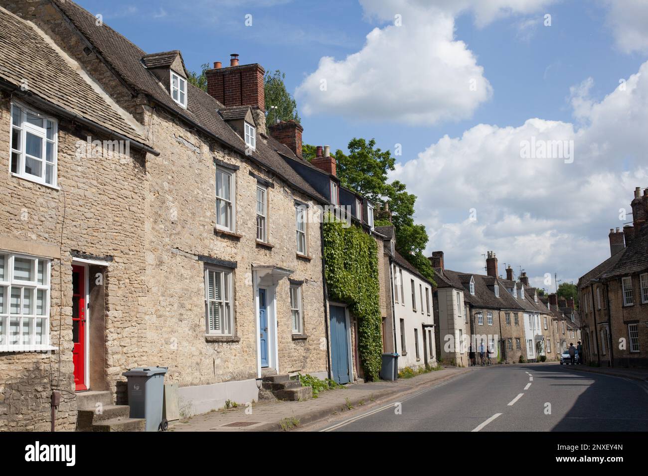 Houses on West End in Witney, Oxfordshire in the UK Stock Photo - Alamy