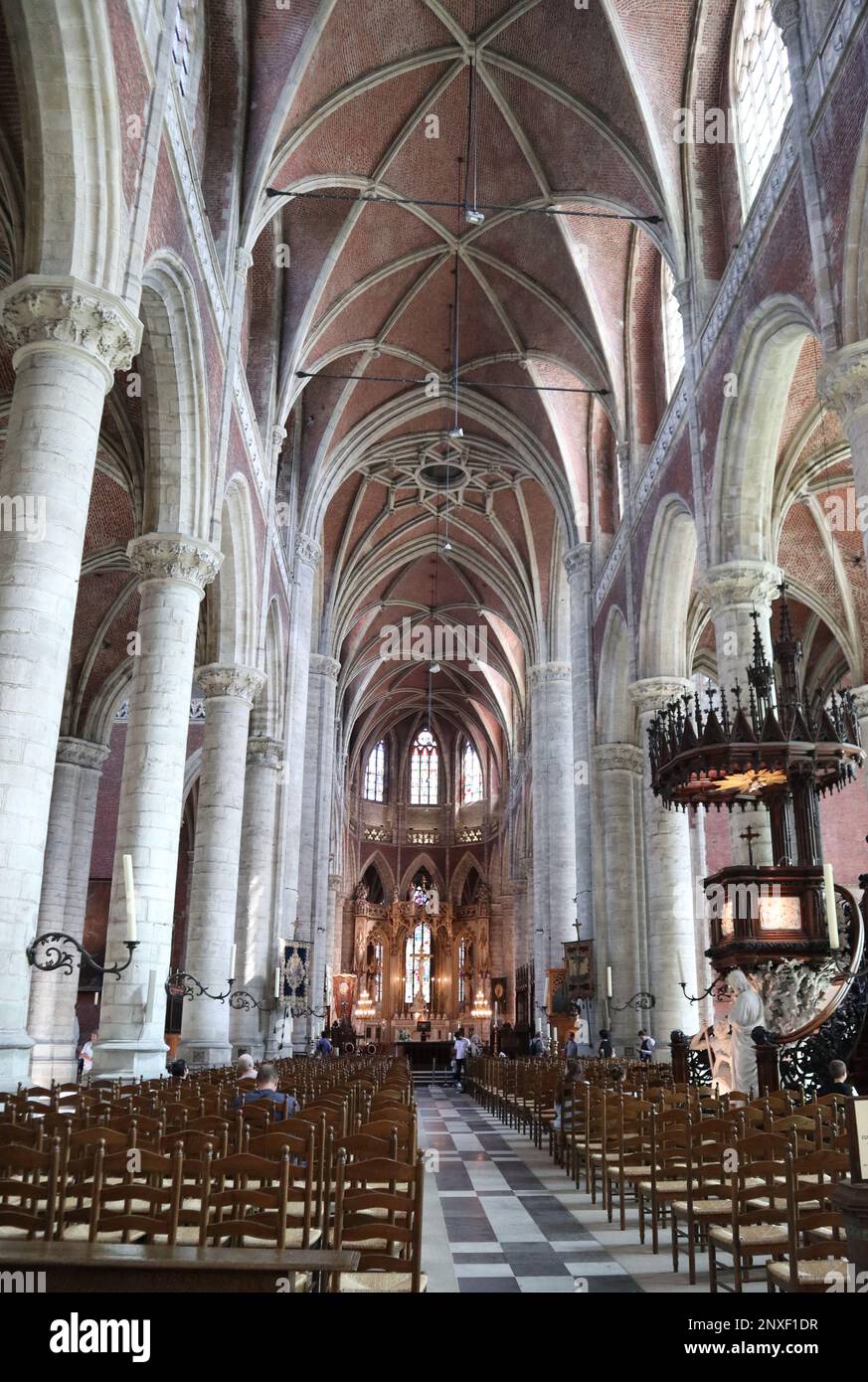 St michaels church interior in hi-res stock photography and images - Alamy