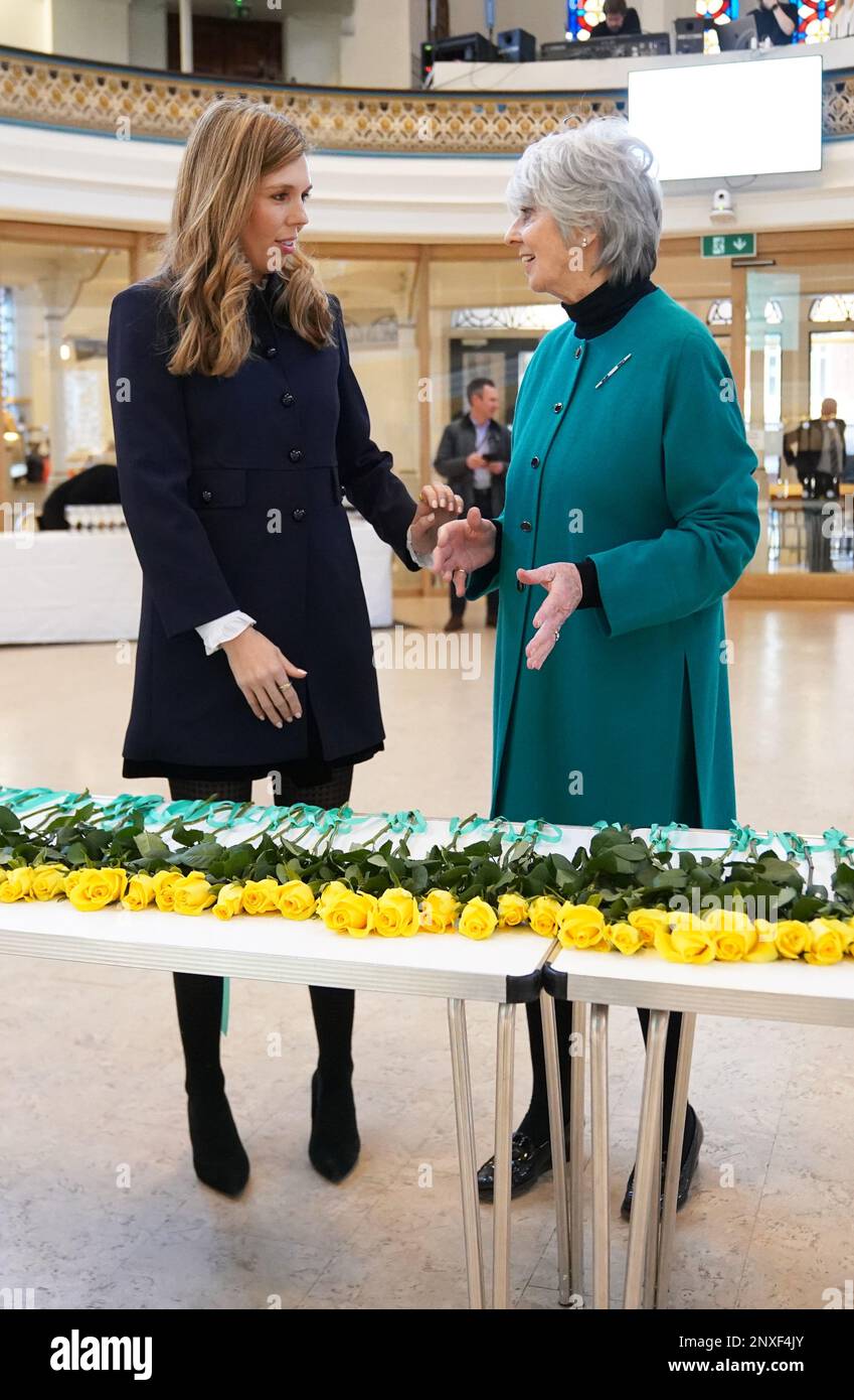 Carrie Johnson (left) and Joanna Simpson's mother Diana Parkes in ...