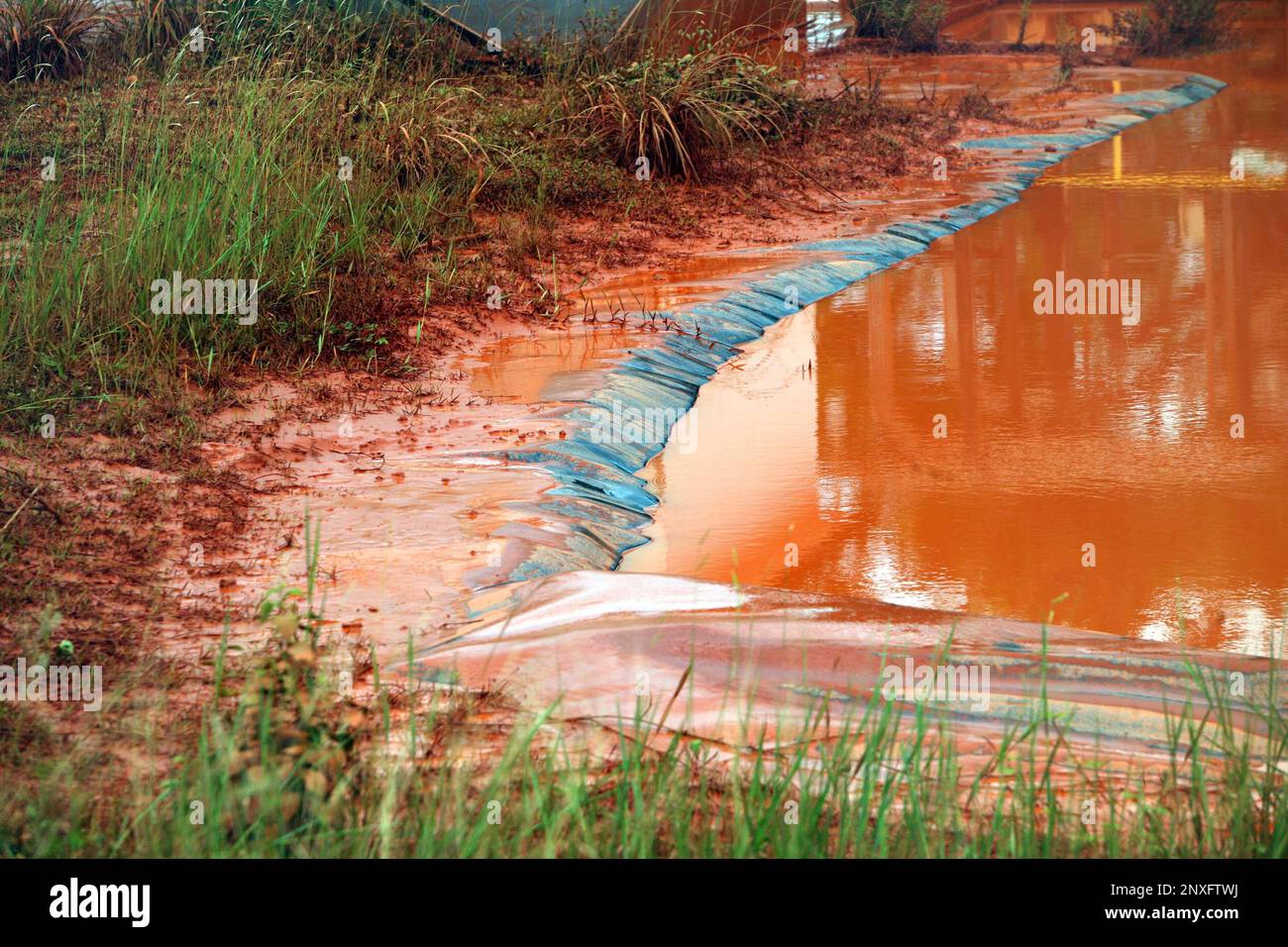 02/27/2018 - Waste leakage in Barcarena - Environmental accident ...