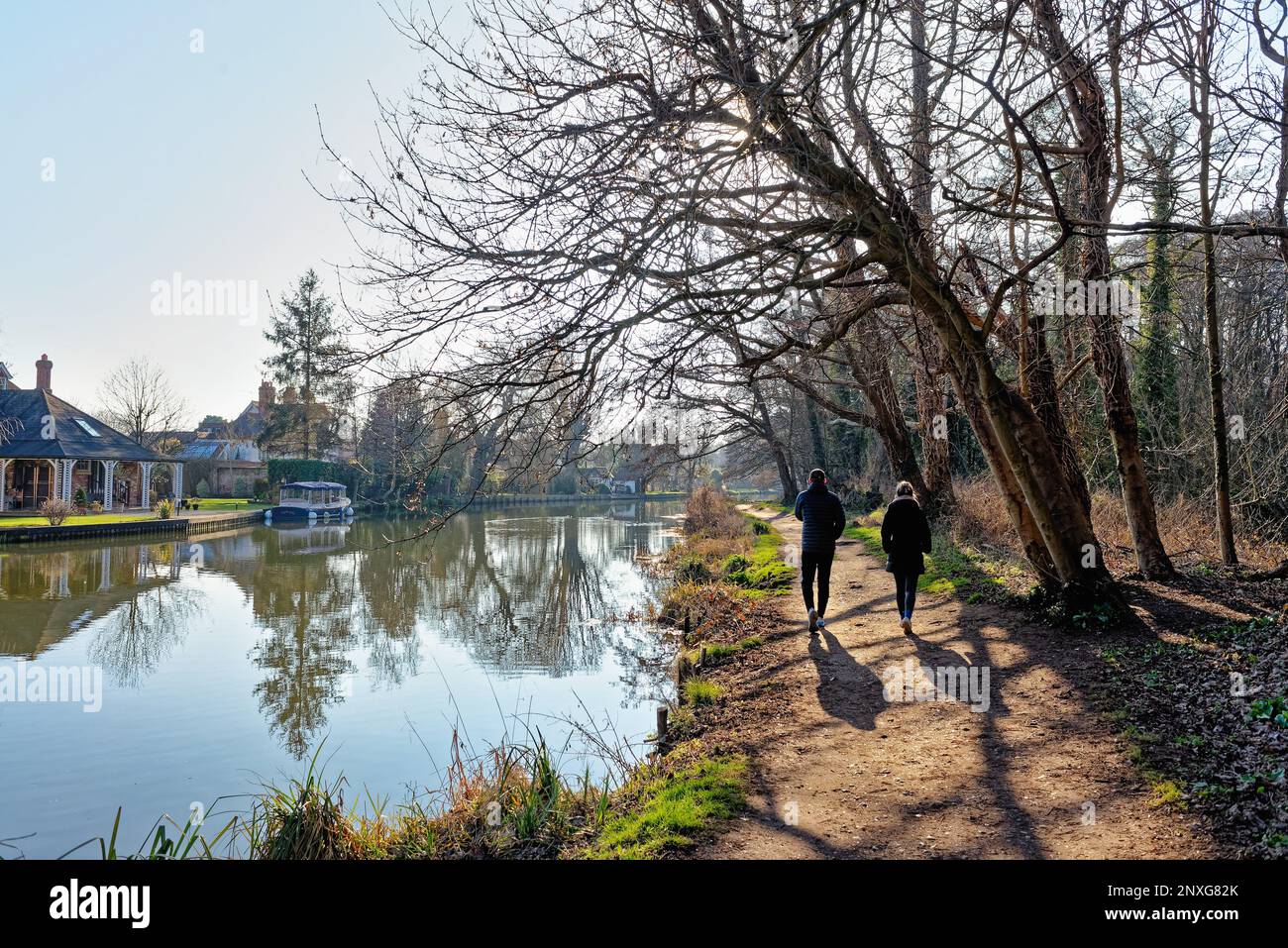 The peaceful and quiet backwater of the River Wey navigation canal at ...