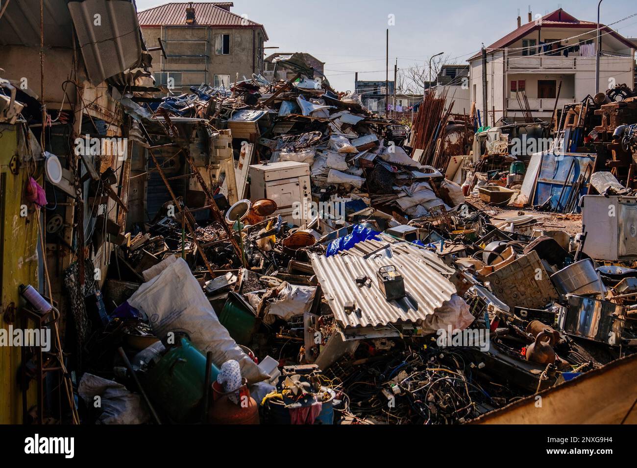 Heap of scrap metal for recycling Stock Photo - Alamy